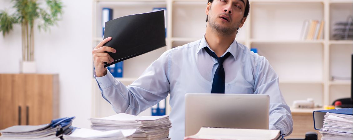 Surviving the Summer Slump: How Brits Are Navigating Work During the ...