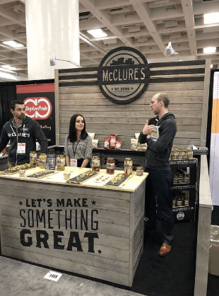 How to Have a Successful Trade Booth: 20 Trade Show Marketing Ideas ...