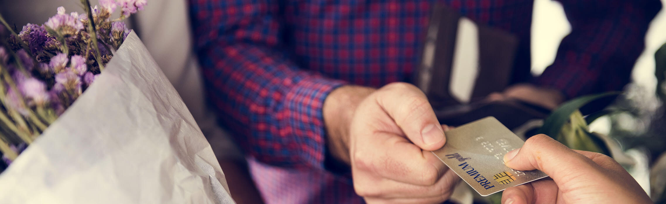 10 Tricks to Get Customers to Spend More: Increase Retail Sales ...